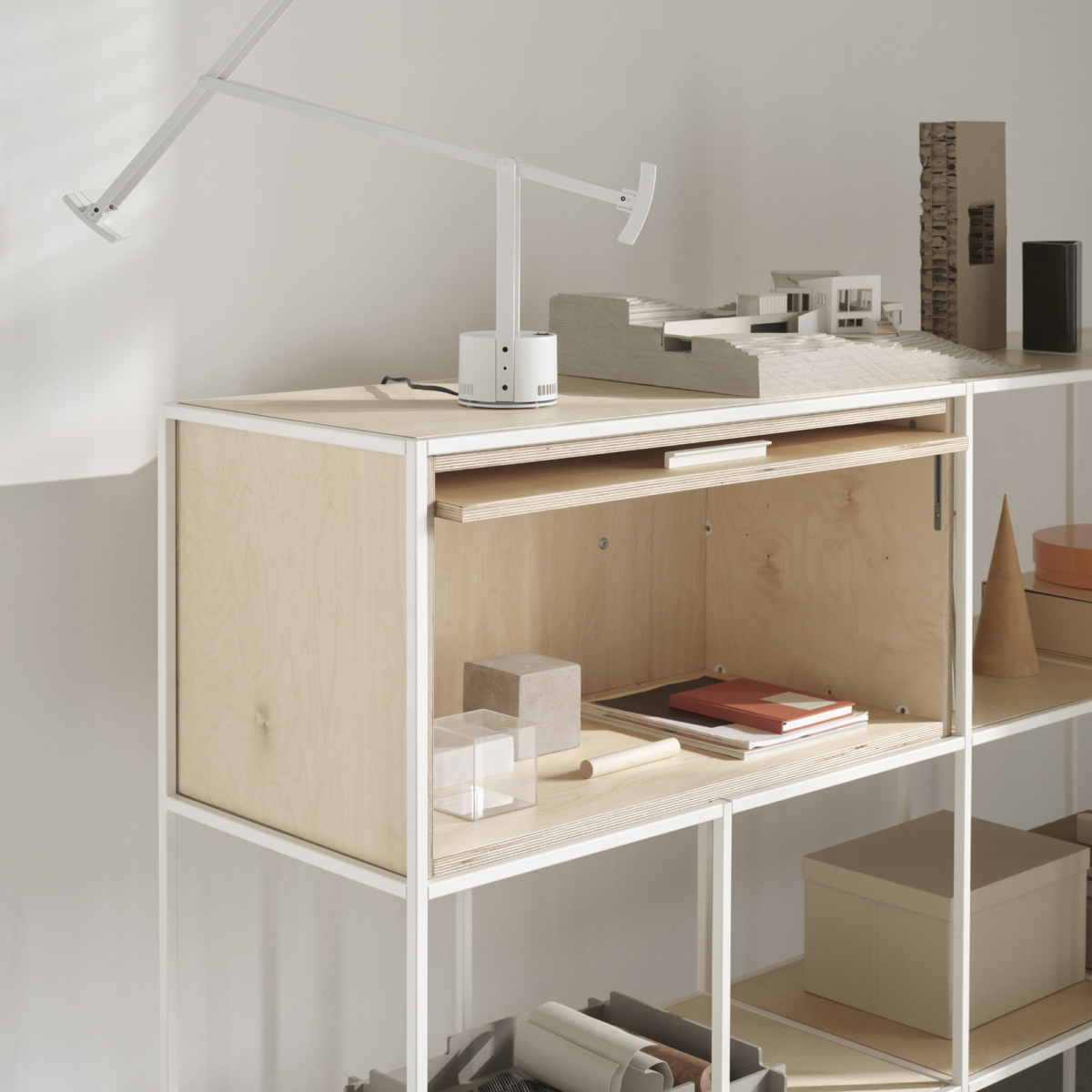 Crate Divide - Healthcare Snapshots