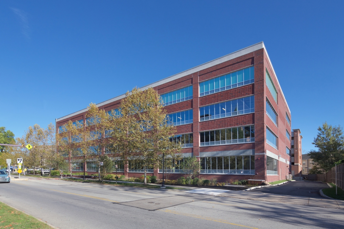 Main Line Health - Bryn Mawr Medical Office Building - Healthcare Snapshots