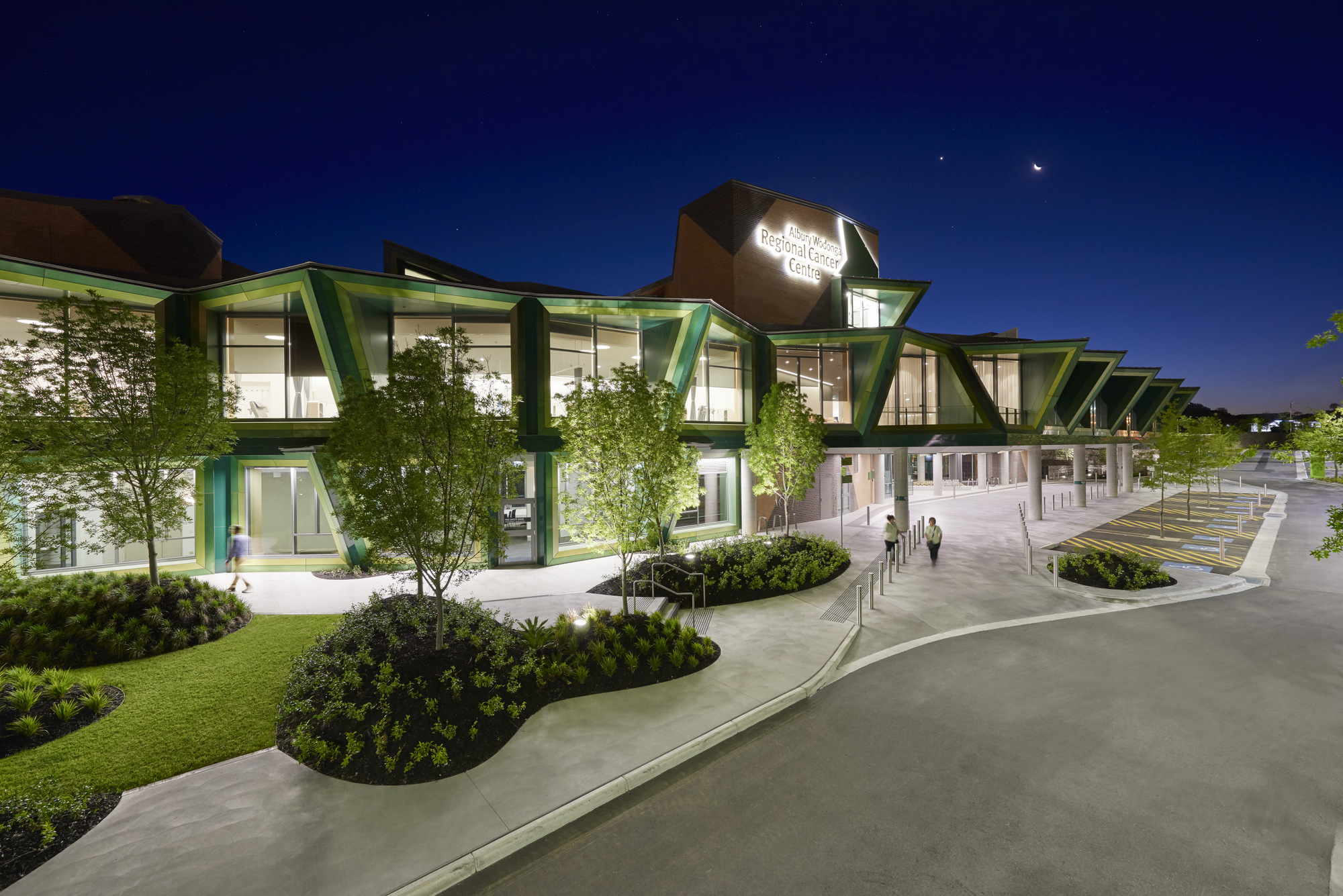 Albury Wodonga Regional Cancer Center - Healthcare Snapshots