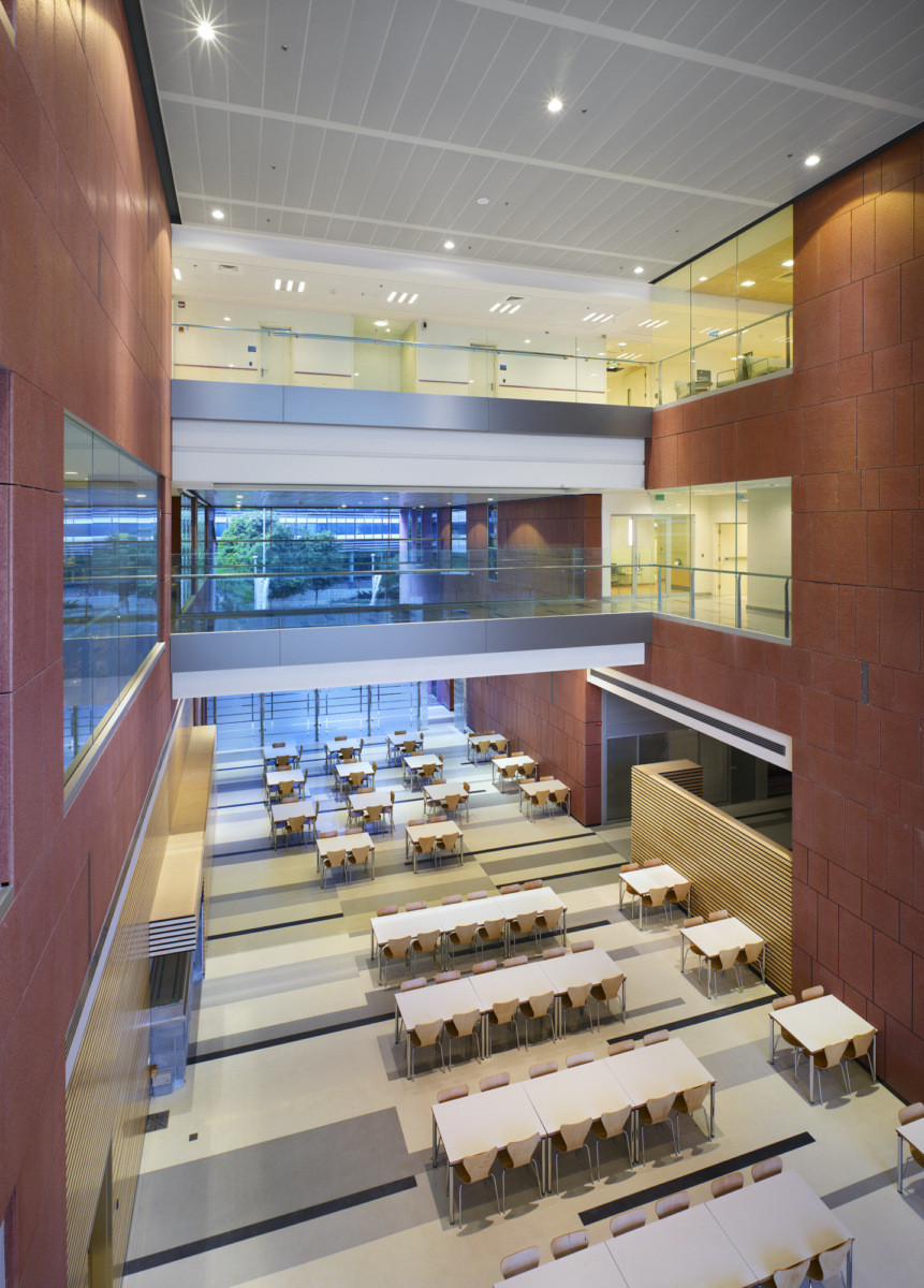 Assuta Medical Hospital - Healthcare Snapshots