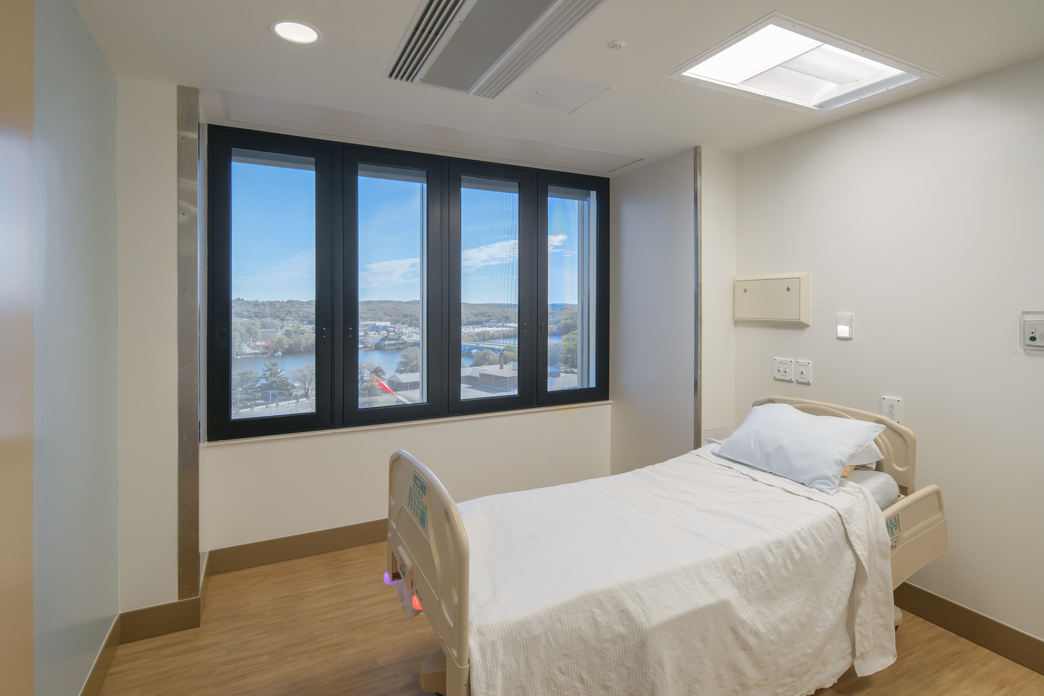 UMASS Memorial Medical Center - Psychiatric Unit - Healthcare Snapshots