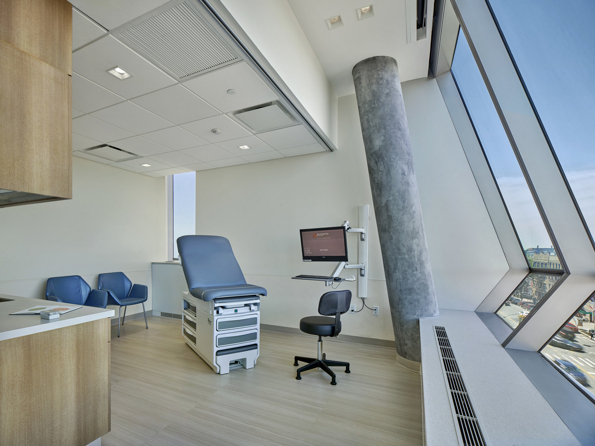 Emblem Health Medical Office Building - Healthcare Snapshots
