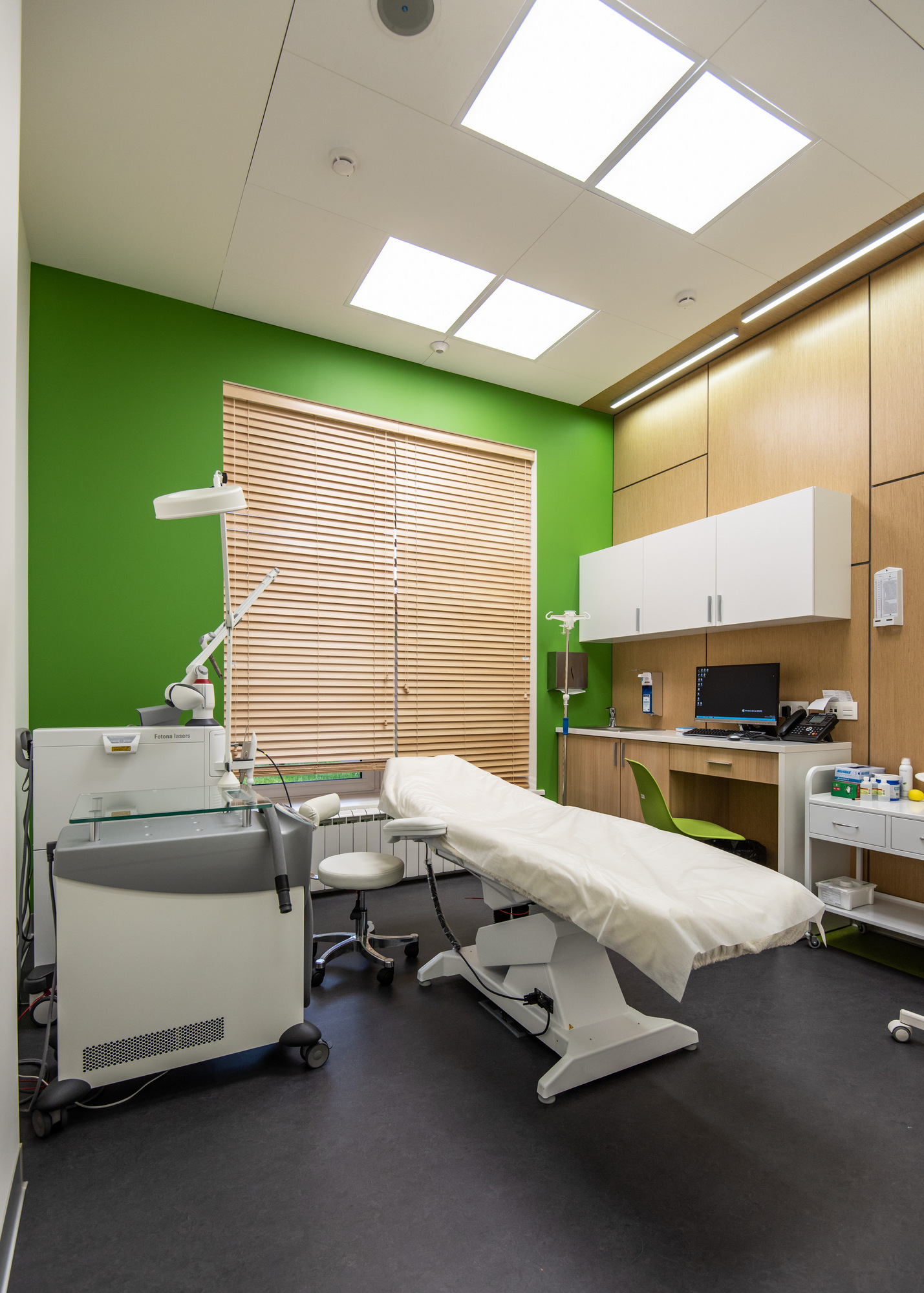 R-plus Multidisciplinary Clinic - Healthcare Snapshots