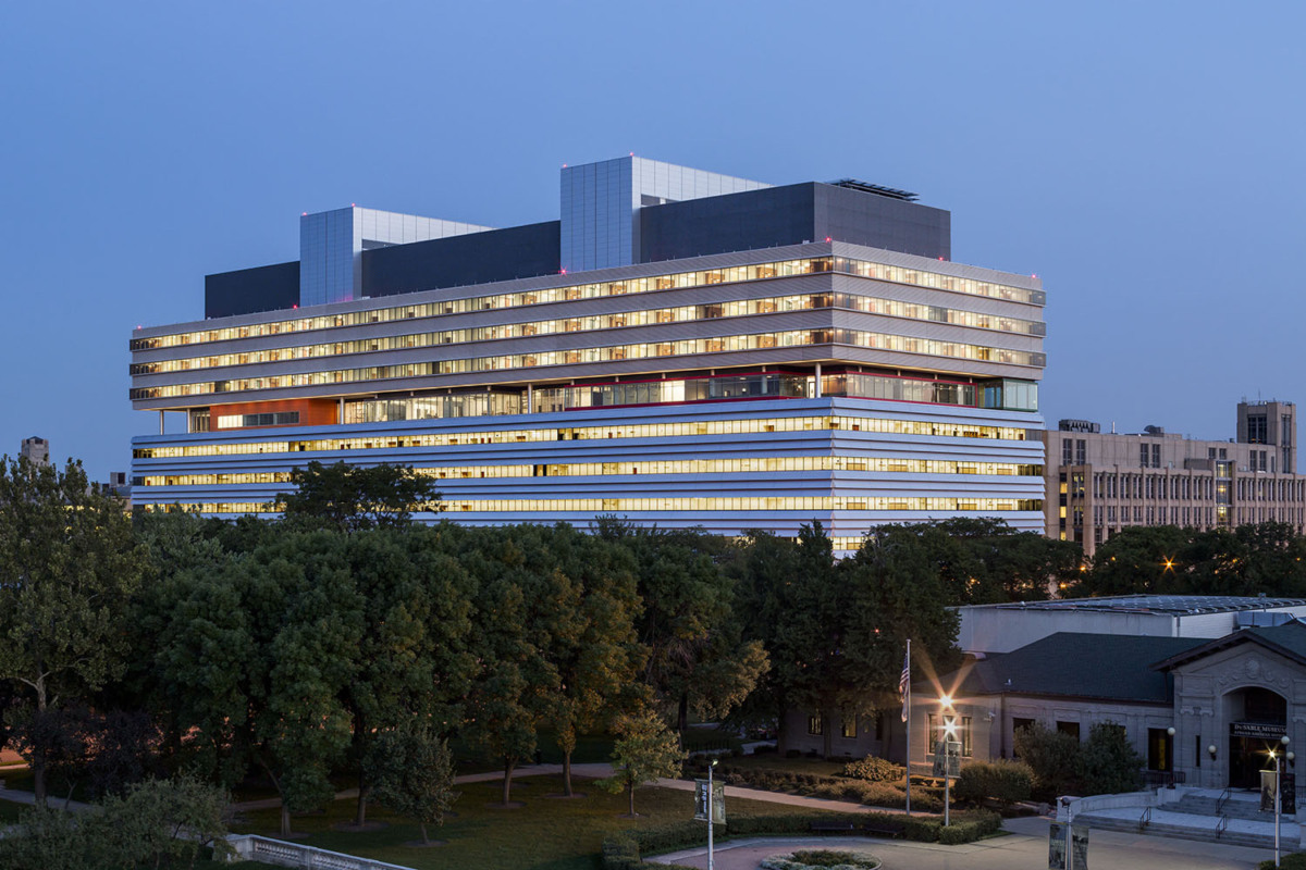 University of Chicago Medicine, Center for Care and Discovery ...