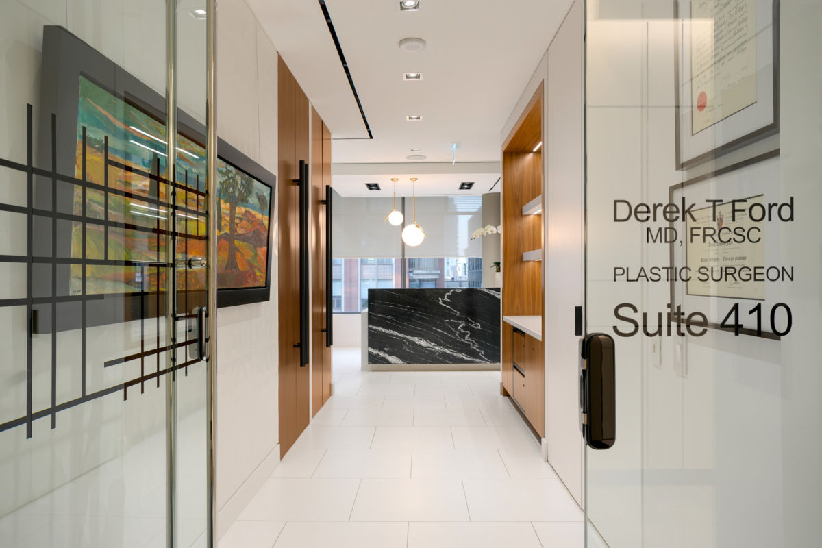 Dr. Derek T. Ford Plastic Surgery Clinic - Healthcare Snapshots