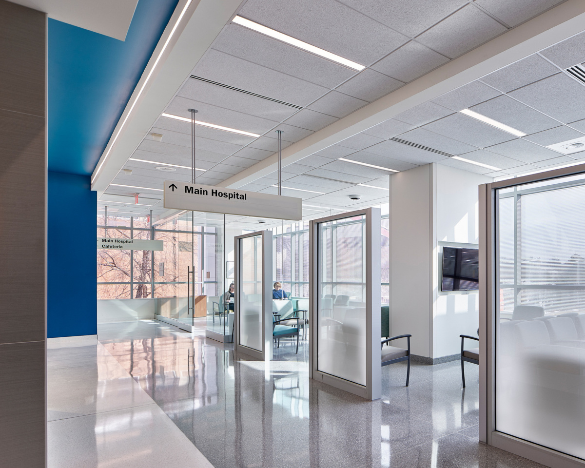 Main Line Health Lankenau Medical Center Emergency Department ...