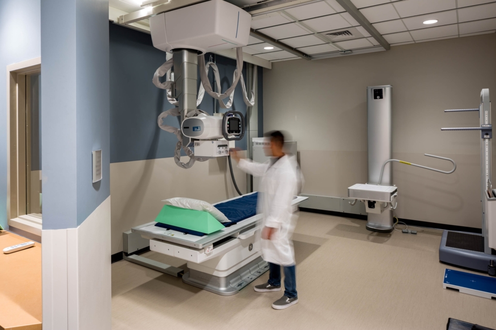 The William J. Hybl Sports Medicine and Performance Center - Healthcare ...