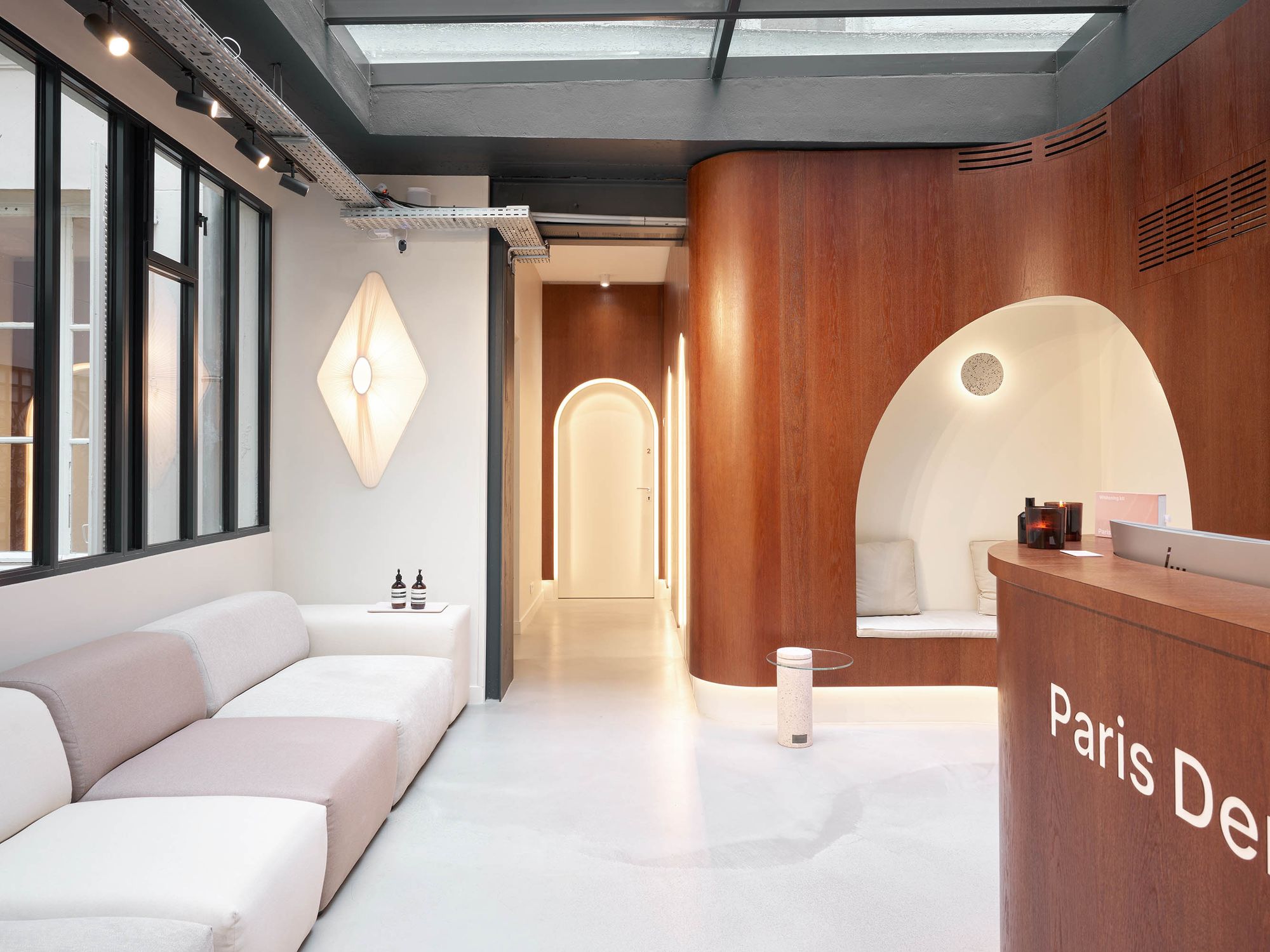 Paris Dental Studios - Healthcare Snapshots