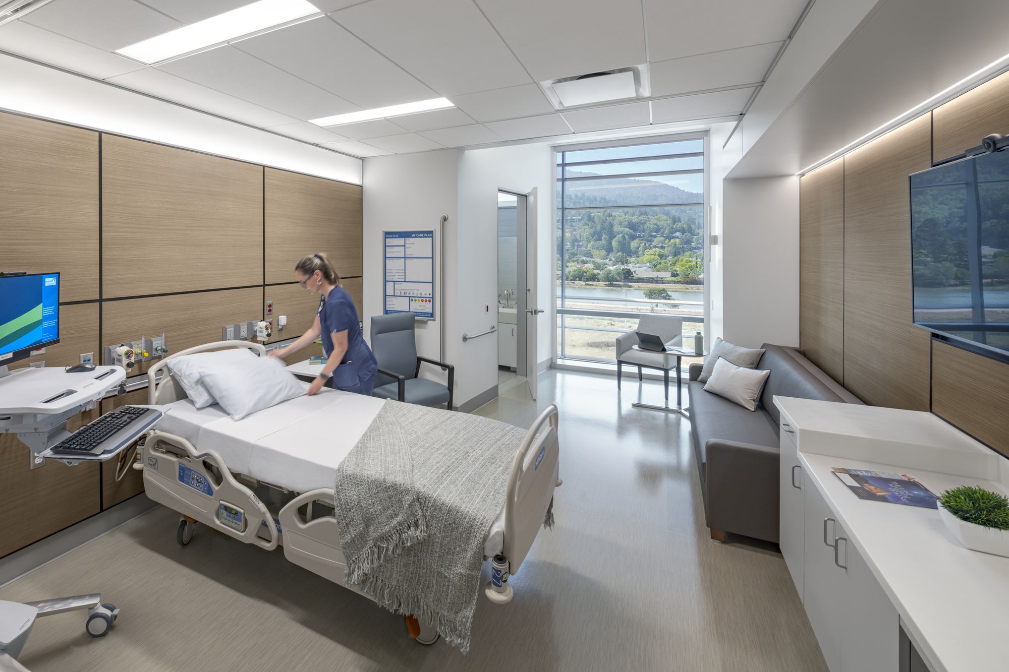 MarinHealth Medical Center - Oak Pavilion - Healthcare Snapshots