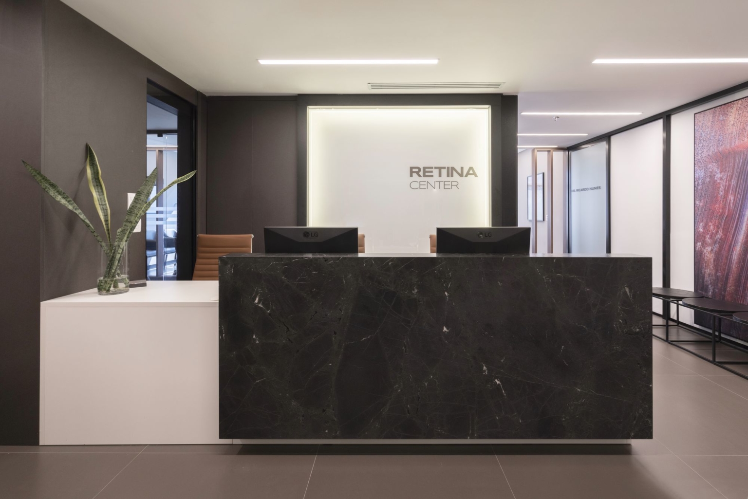 Retina Center Ophthalmology Clinic - Healthcare Snapshots