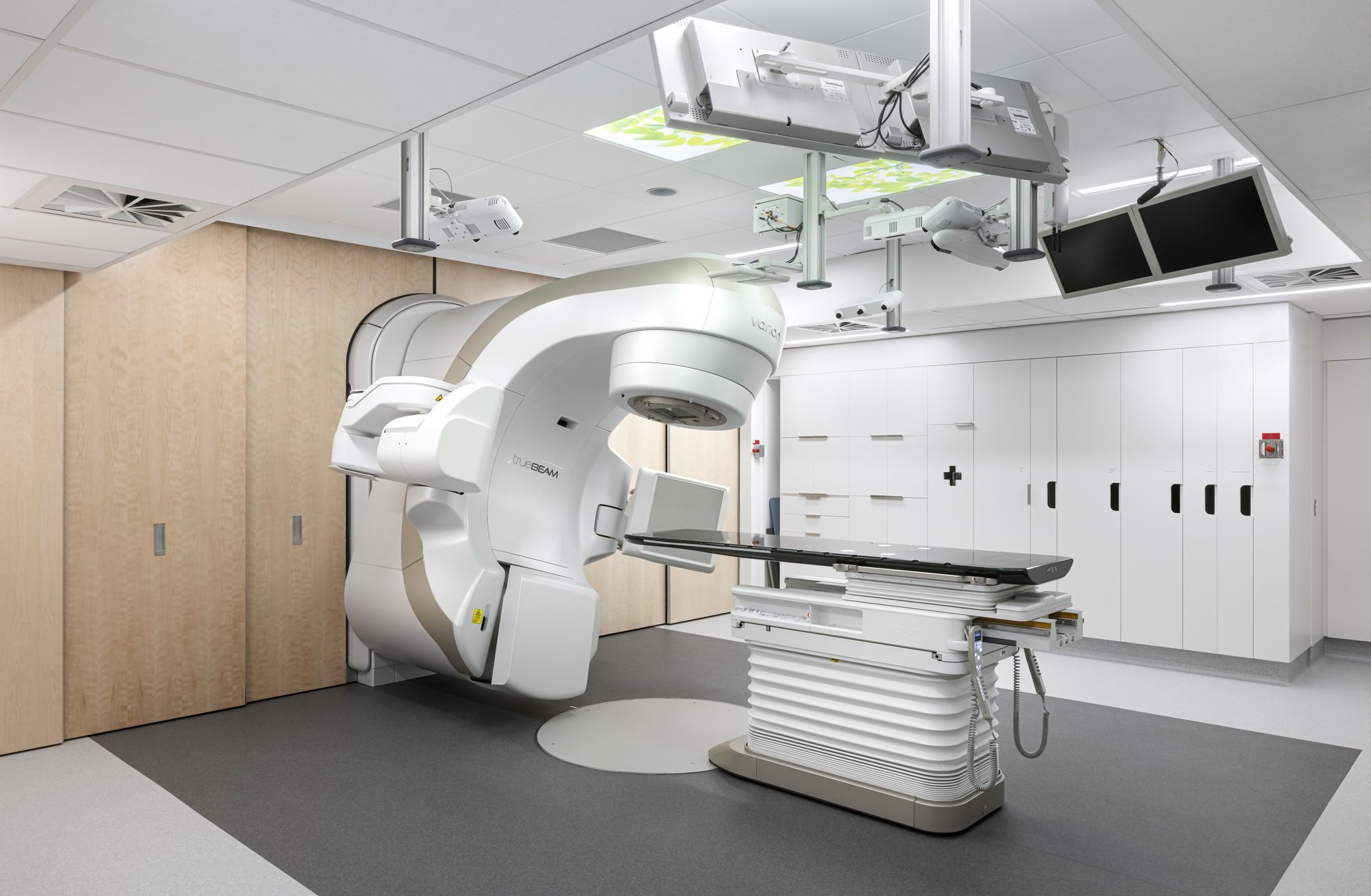 Integrated Cancer Centre of the CHU de Québec - Healthcare Snapshots