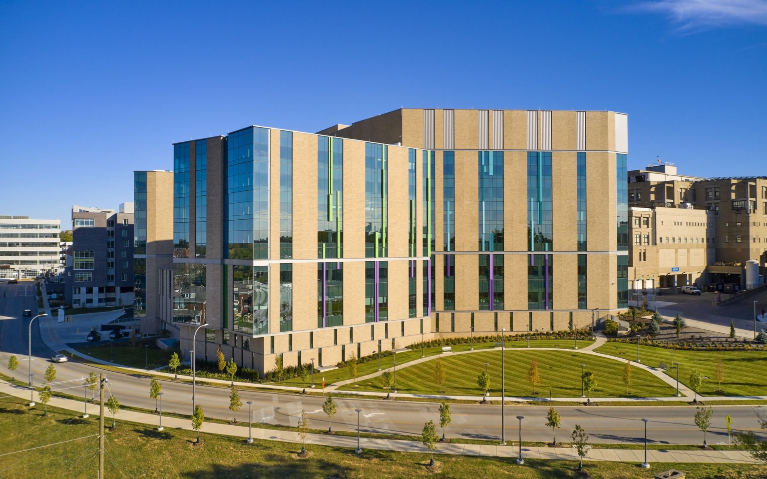 Cincinnati Children’s Hospital Medical Center - Critical Care Building ...