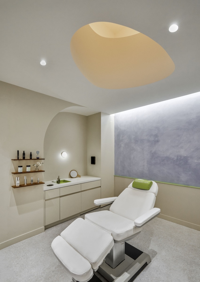 Modern Age Clinic - Flagship - Healthcare Snapshots