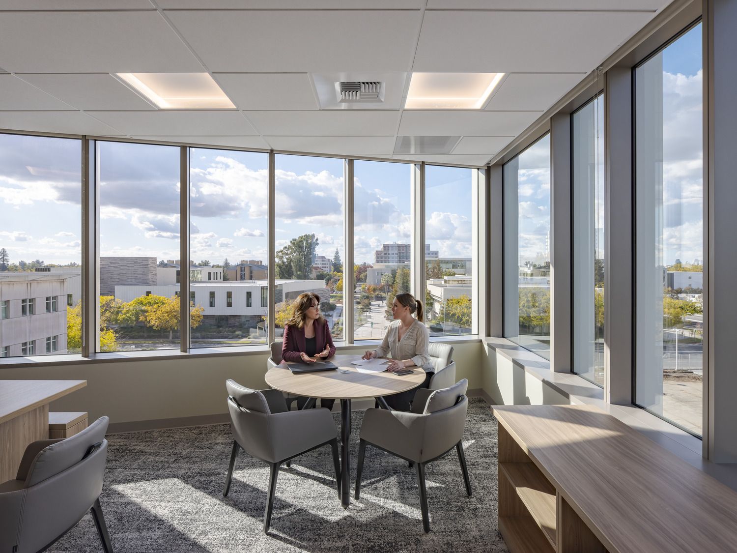 UC Davis Ernest E. Tschannen Eye Center Building - Healthcare Snapshots