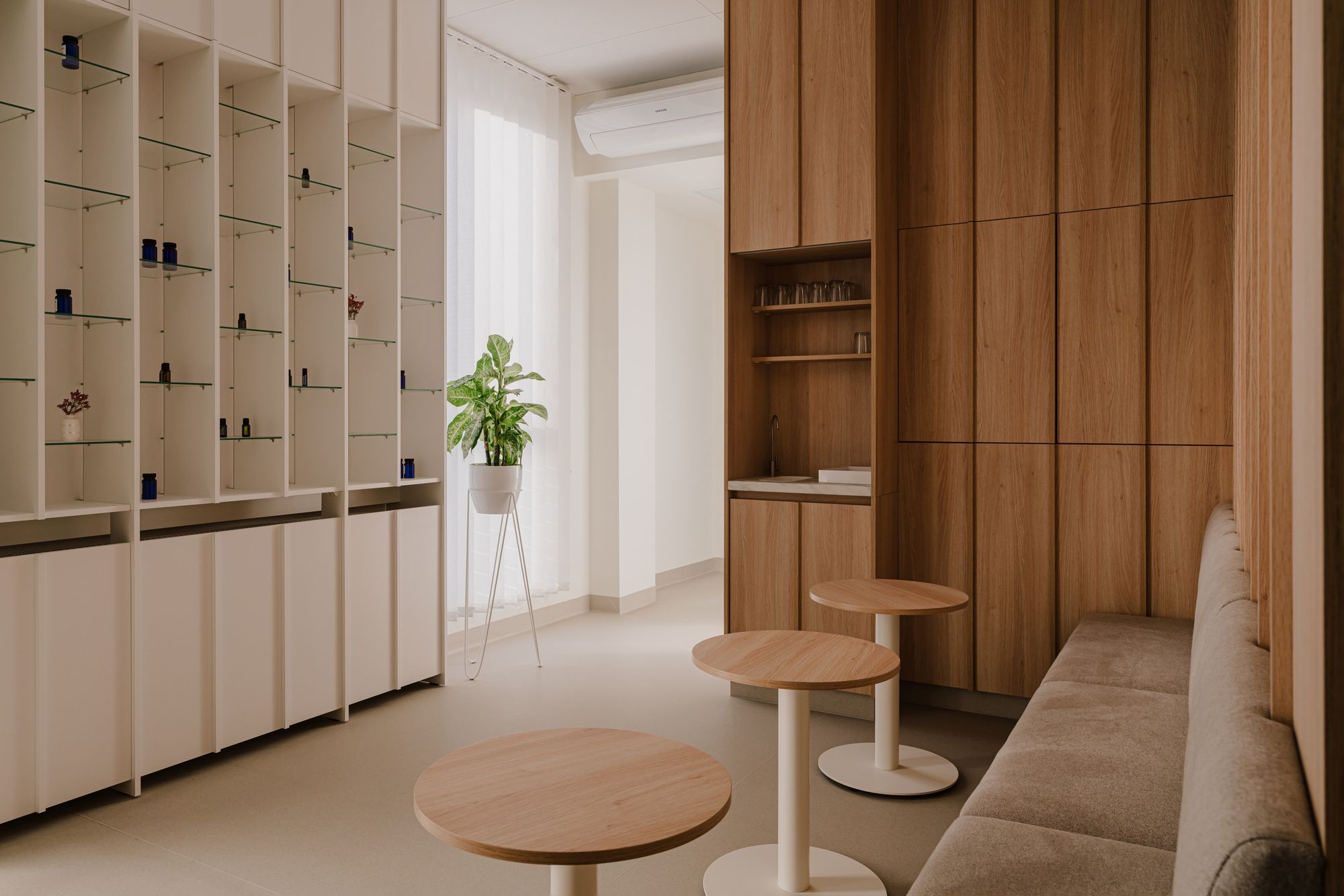 MIGRE Polish Migraine Treatment Centre - Healthcare Snapshots