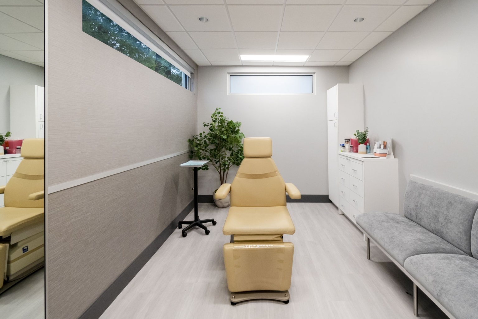 Integrated Aesthetics Clinic - Healthcare Snapshots