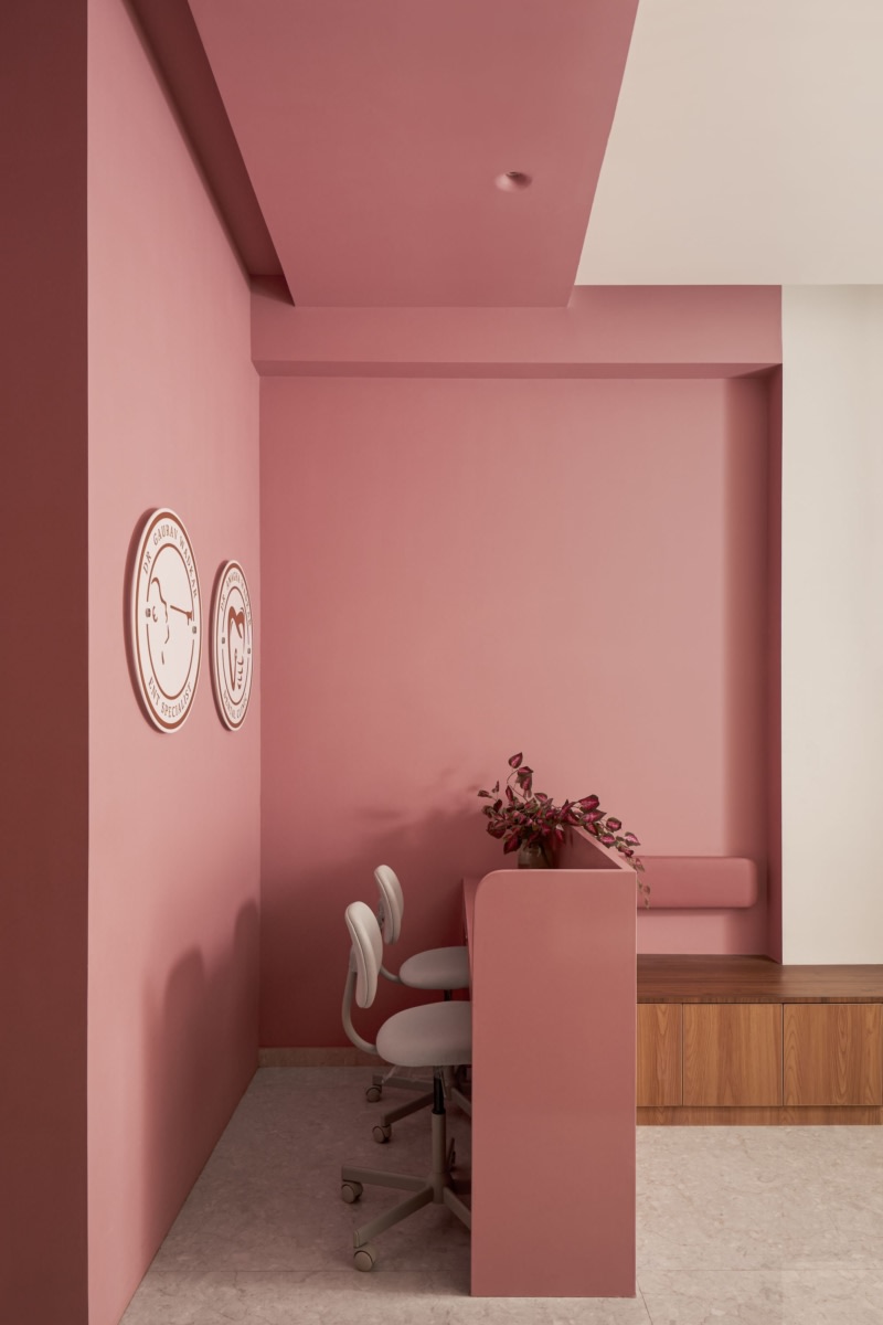 Four Rooms - ENT and Dentist Clinic - Healthcare Snapshots