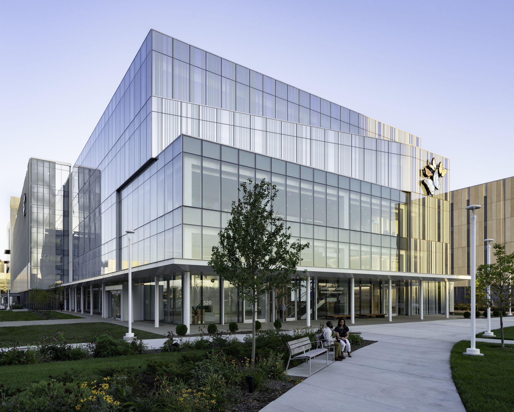 Nationwide Children's Hospital - Data Center + Conference Facility ...