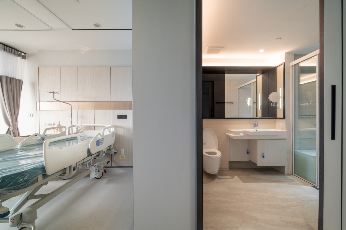 Bangkok Hospital - Inpatient Ward Building D Floors 11 & 12 ...