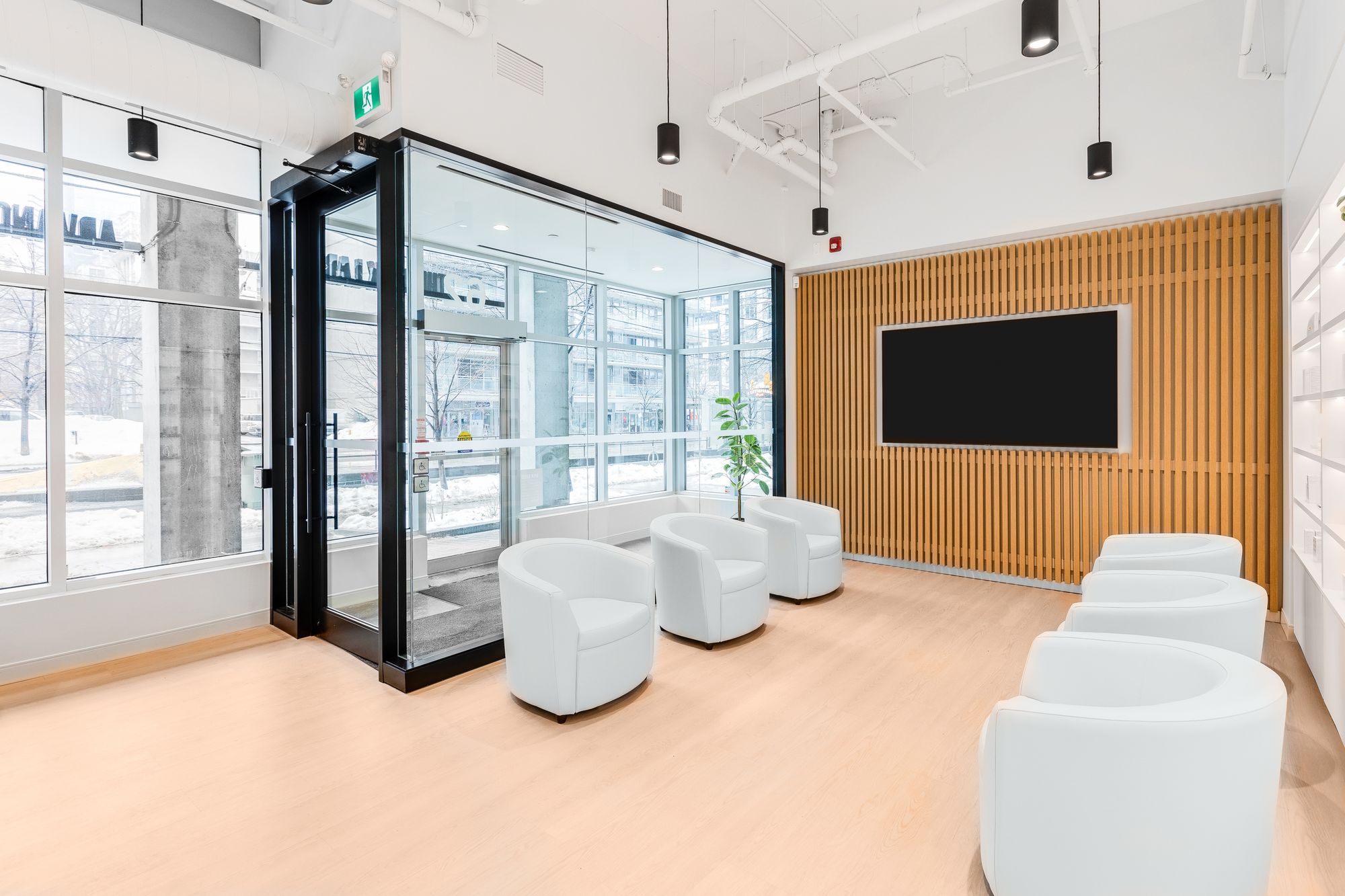 The Look Lab Clinic - Healthcare Snapshots