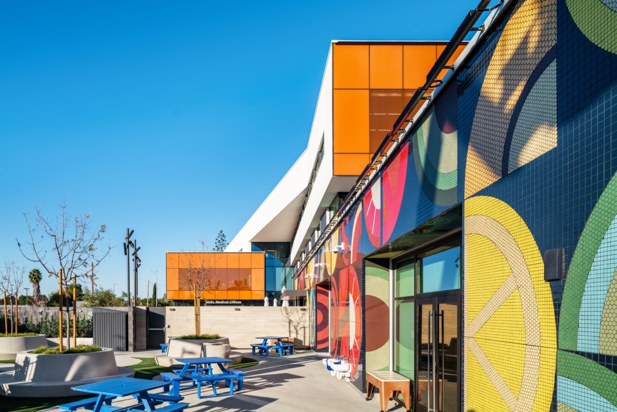 Kaiser Permanente - Watts Medical Offices and Counseling and Learning ...