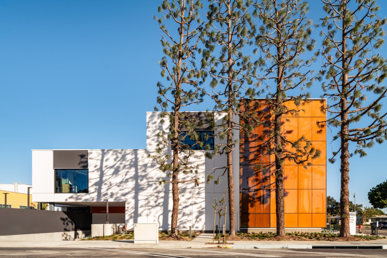 Kaiser Permanente - Watts Medical Offices and Counseling and Learning ...