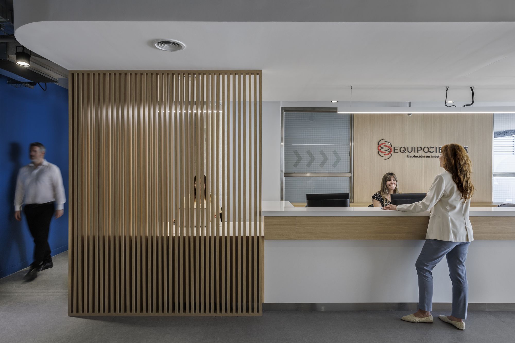 Equipo Ciencia Argentina Office & Research Facility - Healthcare Snapshots