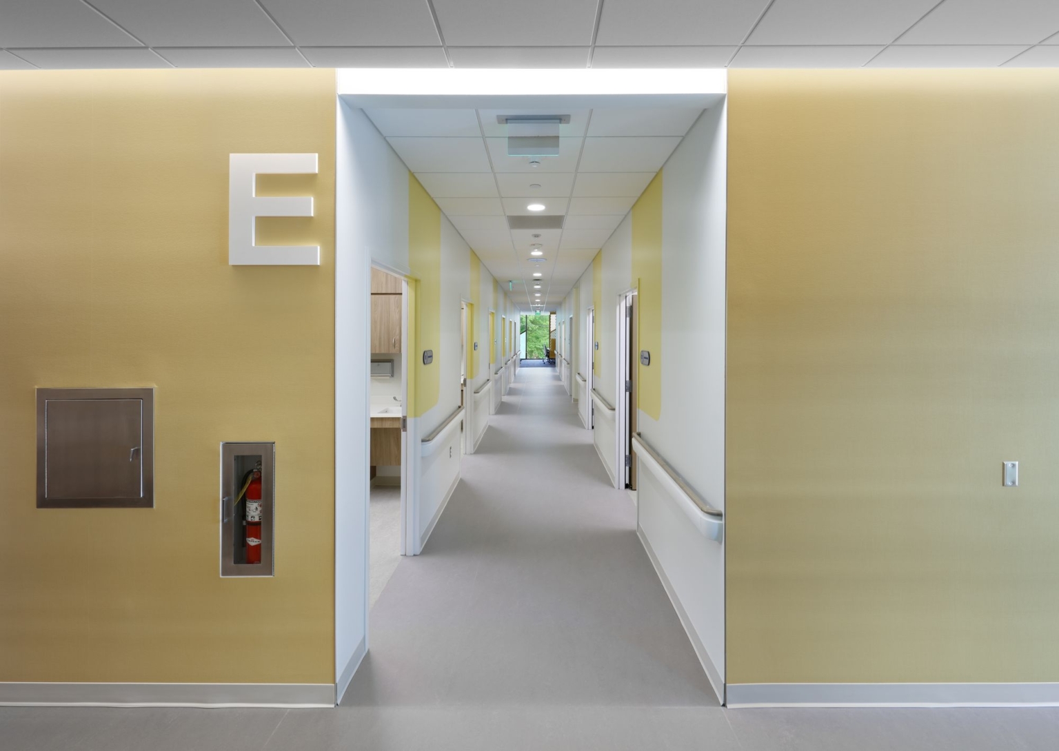 Mercy Medical Center - Jewel & Jim Heart Center - Healthcare Snapshots