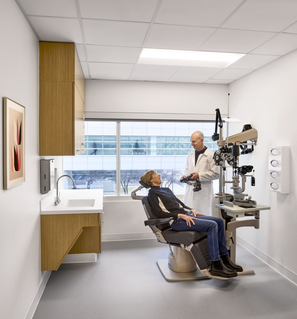 Cole Eye Institute - Jeffrey and Patricia Cole Pavilion - Healthcare ...