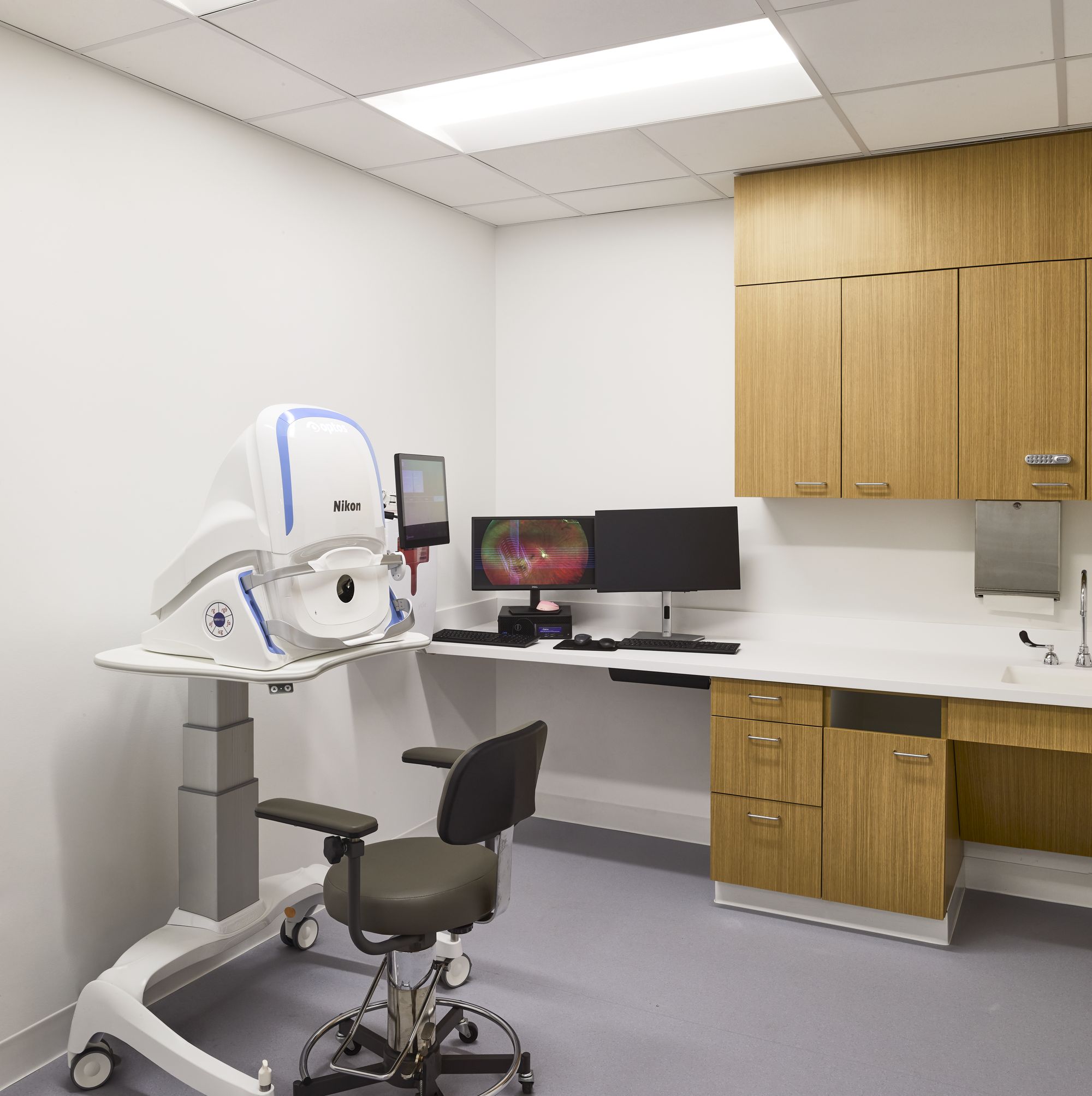 Cole Eye Institute - Jeffrey and Patricia Cole Pavilion - Healthcare Snapshots