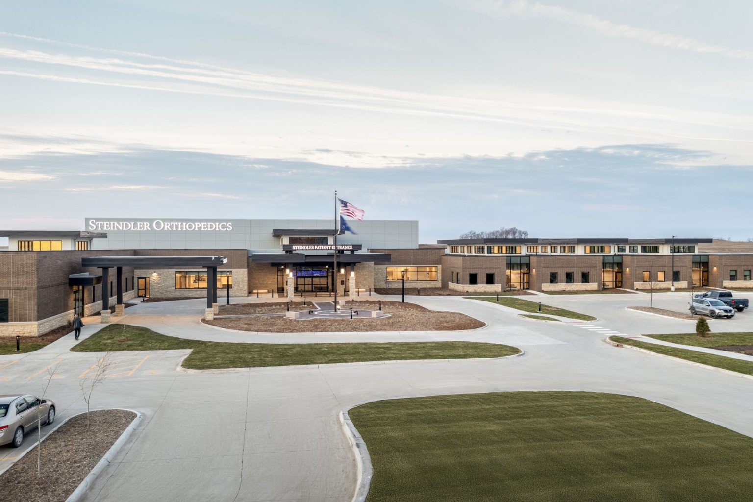 Steindler Orthopedic Medical Office Building & Ambulatory Surgery ...