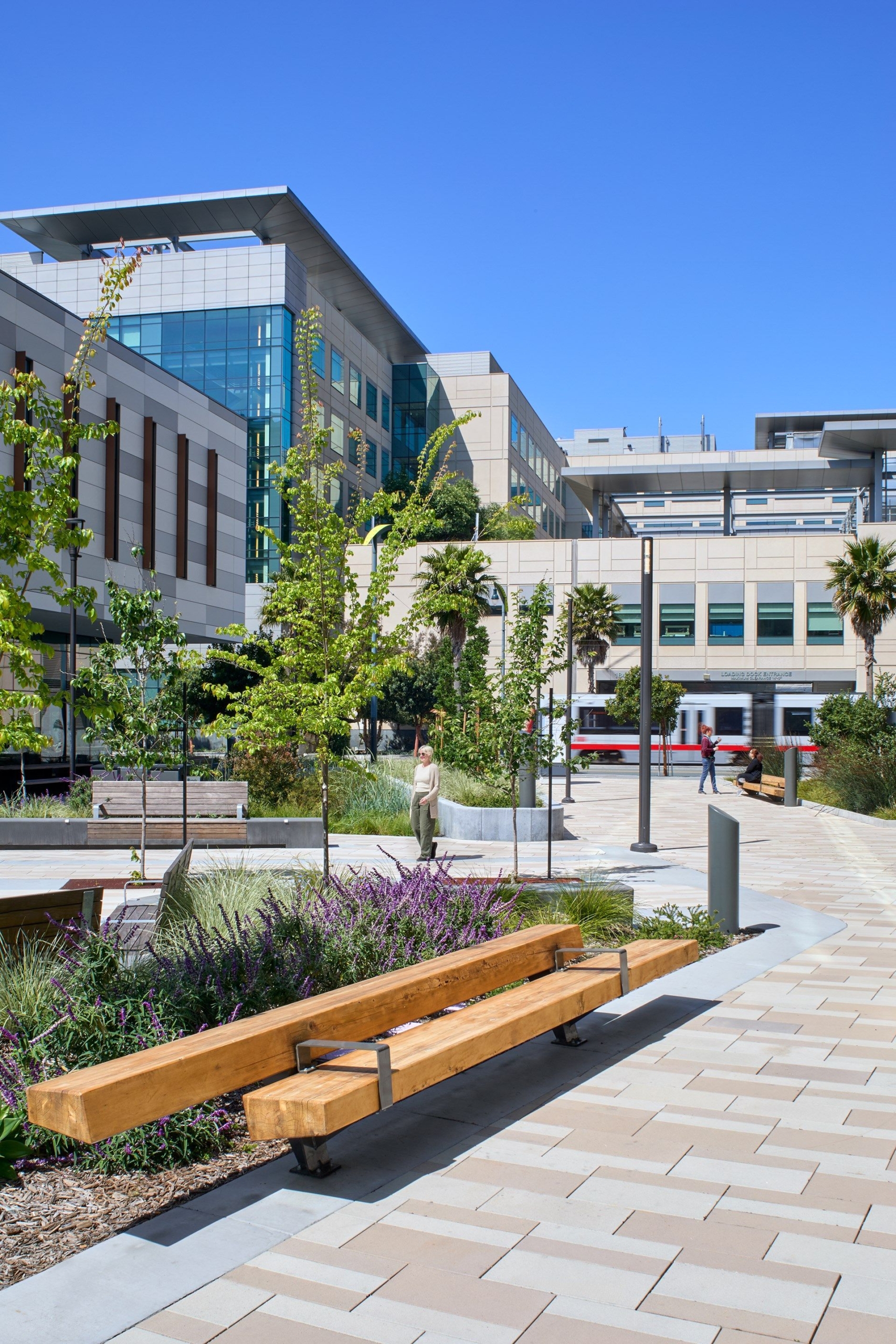 UCSF Bayfront Medical Building - Healthcare Snapshots